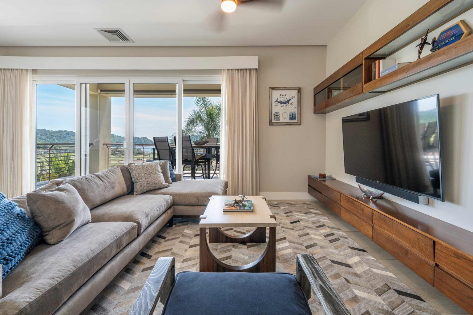 Projects - Studio MOS